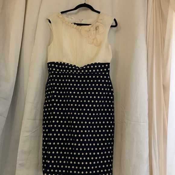 Suzi Chin for Maggy Boutique | Dresses | Suzuki Chin Silk Neckline ...